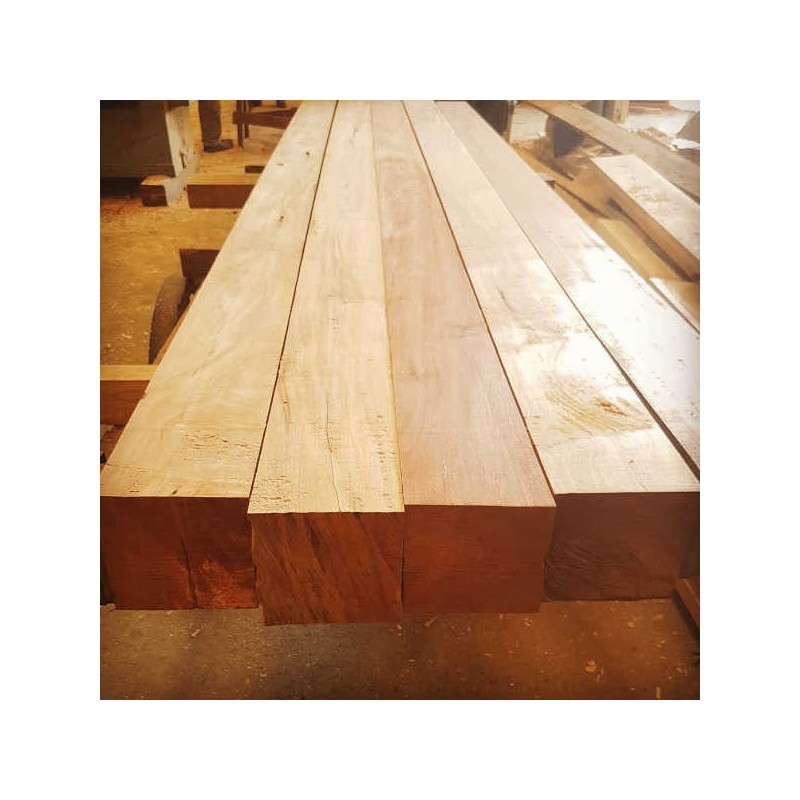 Columnas Madera Dura 4" x 4" - x Mt Lineal